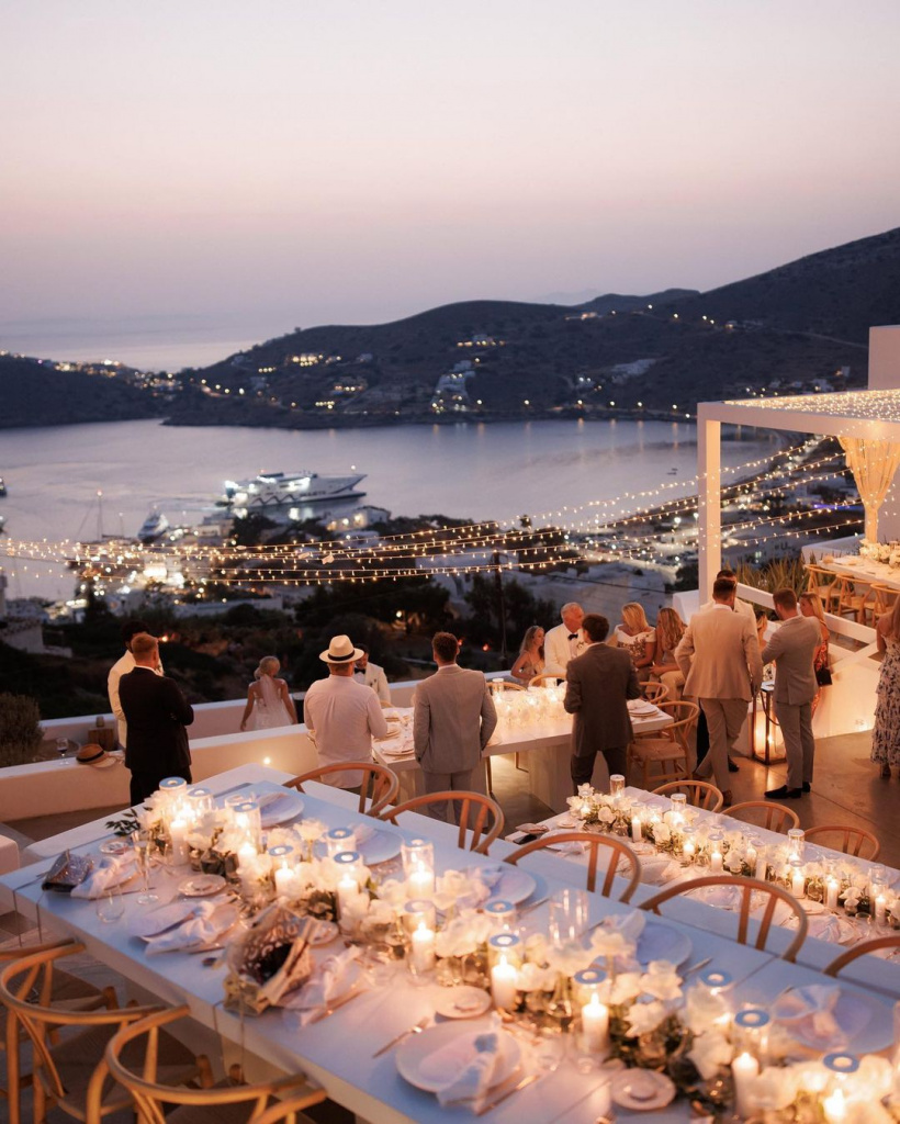 What Does Full Service Wedding Planner Do Budget Venue Vendors What Does Full Service Wedding Planner Do Budget Venue Vendors